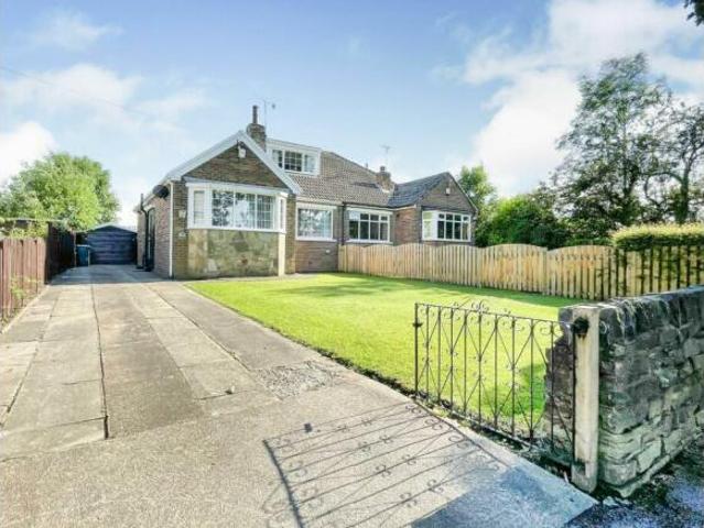 3 bedroom semi detached bungalow for sale