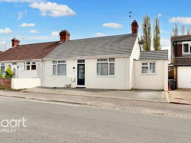3 bedroom semi detached bungalow for sale