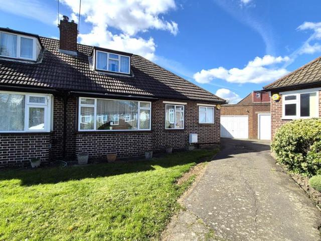 3 bedroom semi detached bungalow for sale