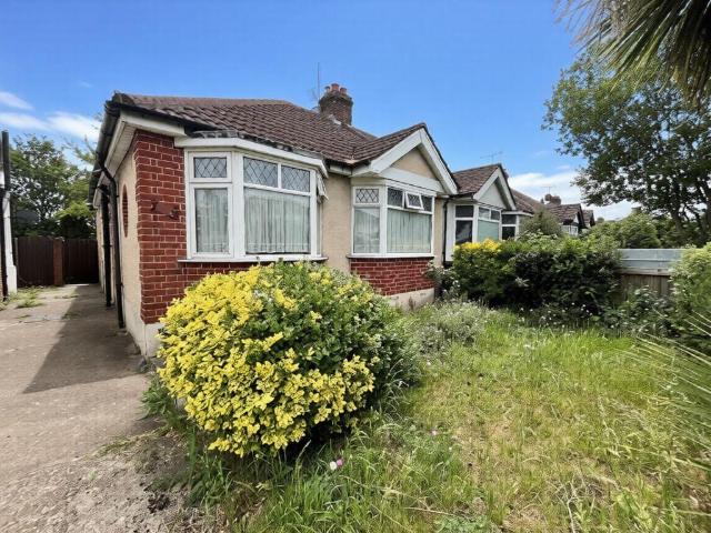 3 bedroom semi detached bungalow for sale