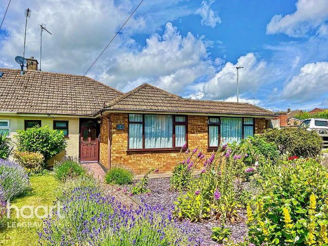 3 bedroom semi detached bungalow for sale