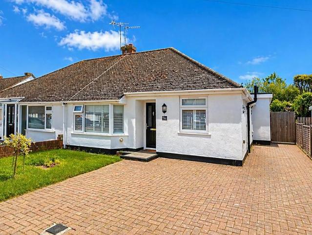 3 bedroom semi detached bungalow for sale