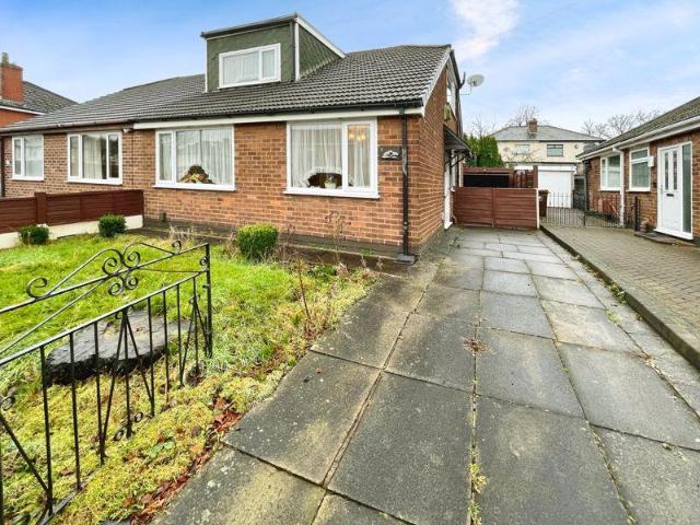 3 bedroom semi detached bungalow for sale