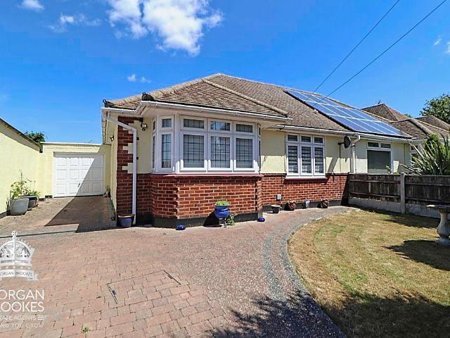 3 bedroom semi detached bungalow for sale