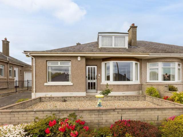 3 bedroom semi detached bungalow for sale in 47 Craigentinny Avenue, Edinburgh, EH7 6PU, EH7