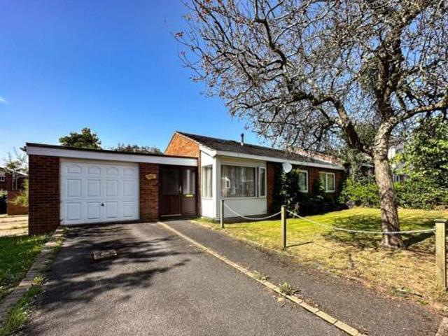 3 Bedroom Semi detached Bungalow For Sale In Taunton, Somerset