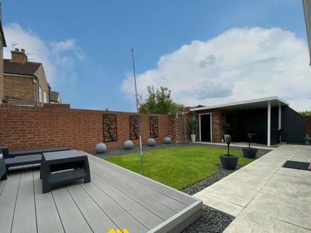 3 Bedroom Semi detached Bungalow For Sale In Thorne