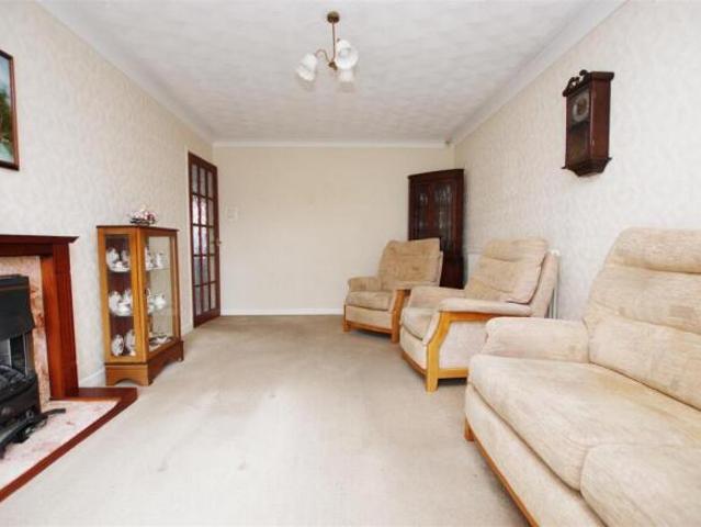 3 bedroom semi detached bungalow for sale in Trajan Road, Coleview, Swindon, SN3
