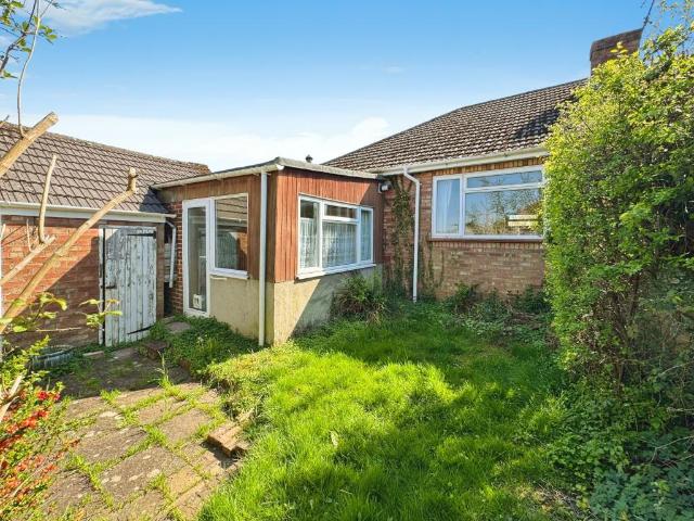 3 bedroom semi detached bungalow for sale in West End, Southampton, SO30