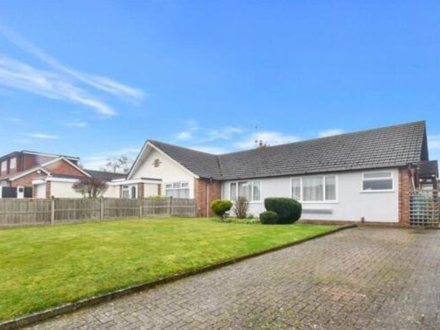 3 Bedroom Semi detached Bungalow For Sale In Wigmore, Gillingham