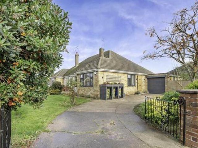 3 Bedroom Semi detached Bungalow For Sale In Barnby Dun