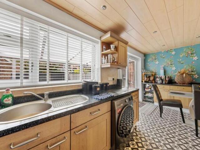 3 bedroom semi detached bungalow for sale in Blandford Road, Great Sankey, WA5