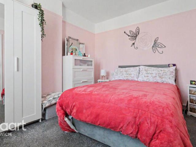 3 bedroom semi detached bungalow for sale in Brockley Crescent, Ipswich, IP1