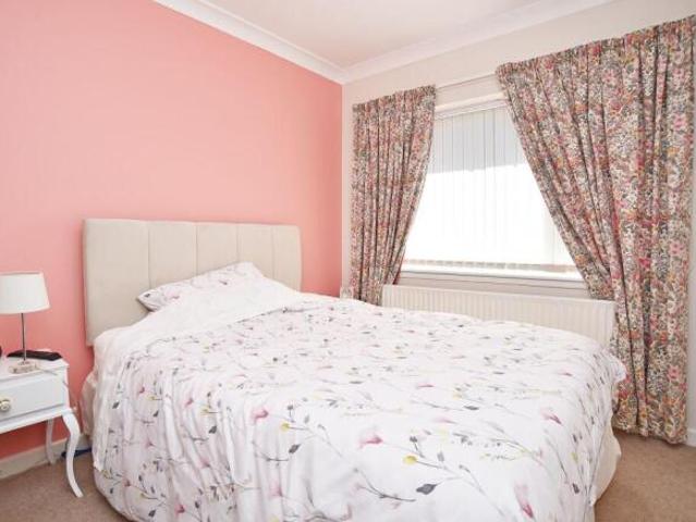 3 bedroom semi detached bungalow for sale in Castle Road, Killinghall, HG3