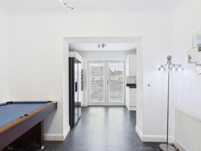 3 bedroom semi detached bungalow for sale in Cathkin Avenue, Glasgow, G72