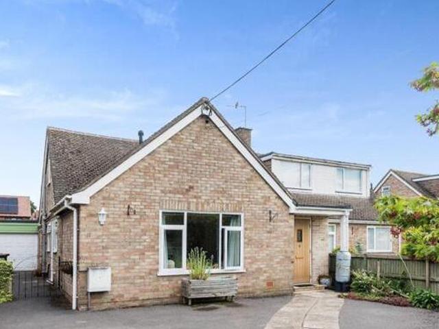 3 Bedroom Semi detached Bungalow For Sale In Chalgrove