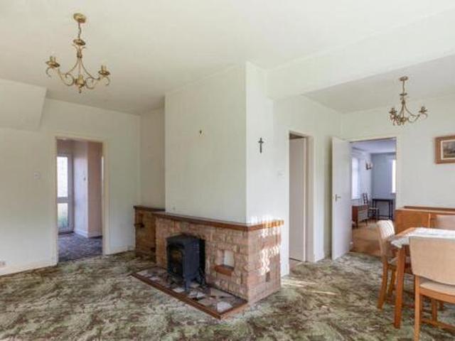 3 Bedroom Semi detached Bungalow For Sale In Copmanthorpe, York