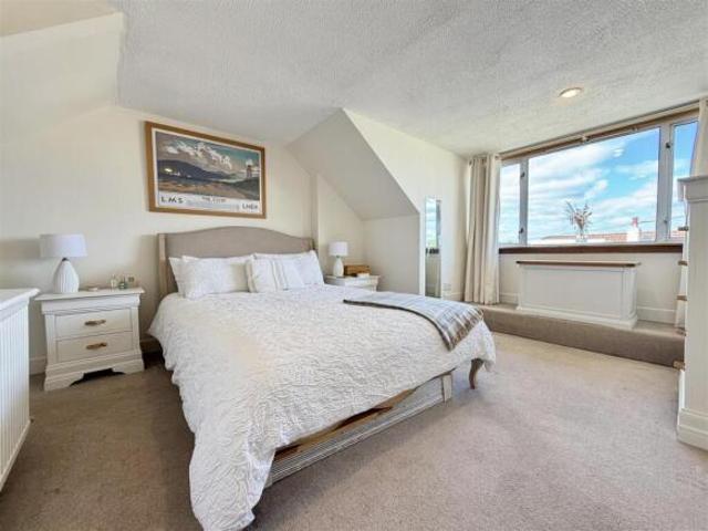 3 bedroom semi detached bungalow for sale in Dunlop Crescent, Bothwell, Glasgow, G71