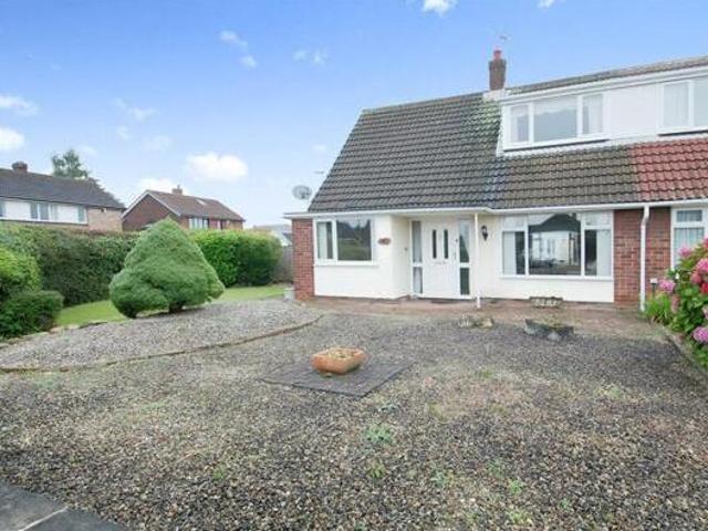 3 Bedroom Semi detached Bungalow For Sale In Garforth