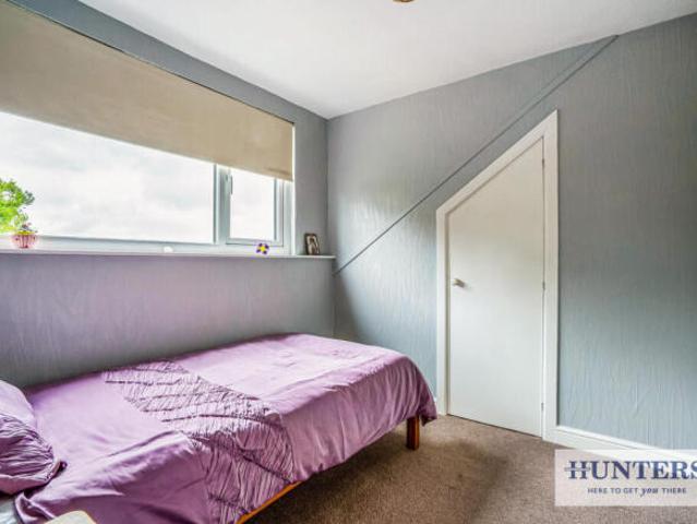 3 bedroom semi detached bungalow for sale in Glenmere Mount, Yeadon, Leeds, LS19