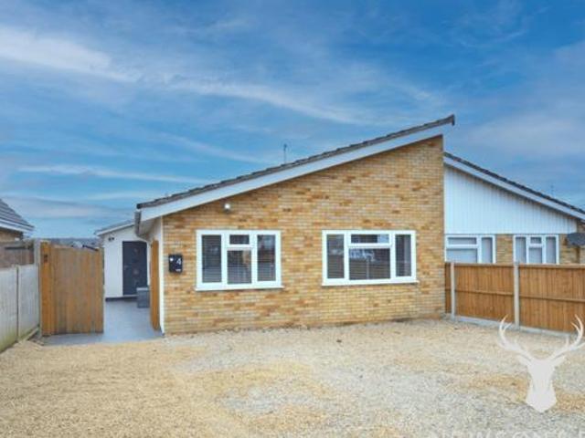 3 Bedroom Semi detached Bungalow For Sale In Grimston, King´s Lynn