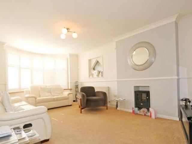 3 Bedroom Semi detached Bungalow For Sale In Hadleigh