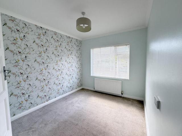 3 bedroom semi detached bungalow for sale in Halsbury Close, Worthing, BN11