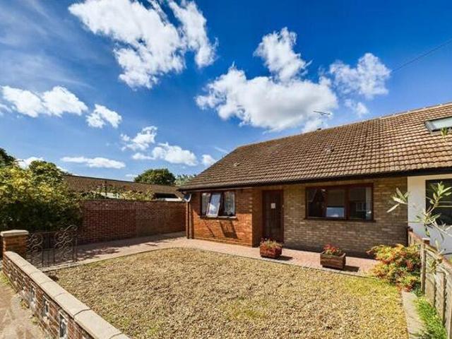 3 Bedroom Semi detached Bungalow For Sale In Hellesdon
