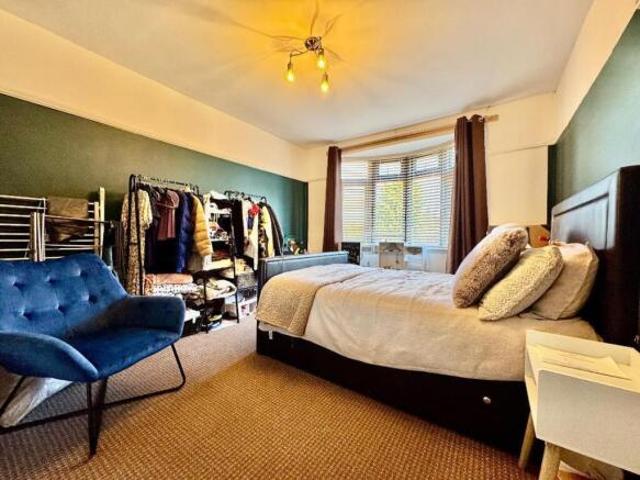 3 bedroom semi detached bungalow for sale in Hitchin Road, Luton, LU2