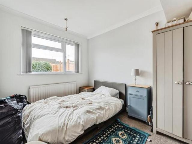 3 bedroom semi detached bungalow for sale in Kingsley Way, Swindon, SN2