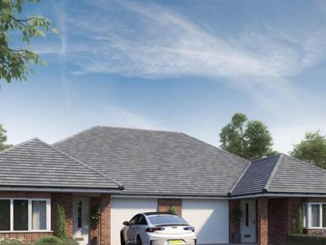 3 Bedroom Semi detached Bungalow For Sale In Little Clacton