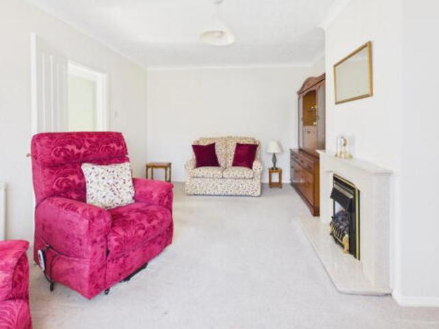 3 bedroom semi detached bungalow for sale in Melrose Close, Worthing, BN13 1NY, BN13