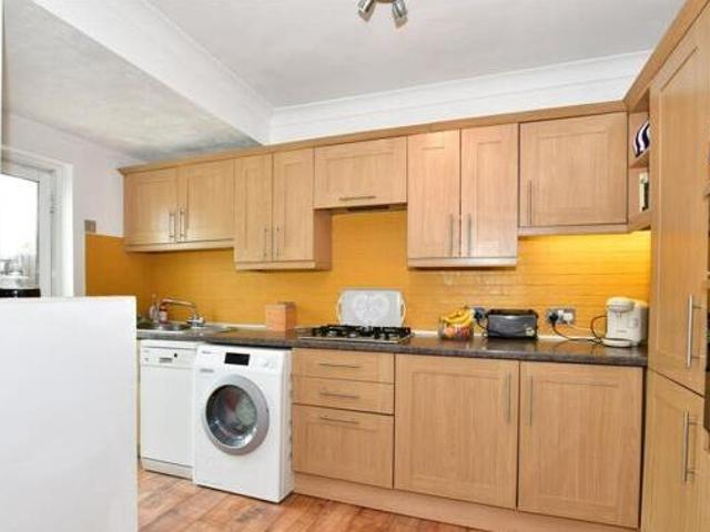 3 Bedroom Semi detached Bungalow For Sale In Northfleet, Gravesend
