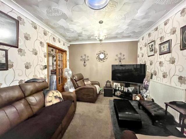 3 bedroom semi detached bungalow for sale in Norwich, NR6