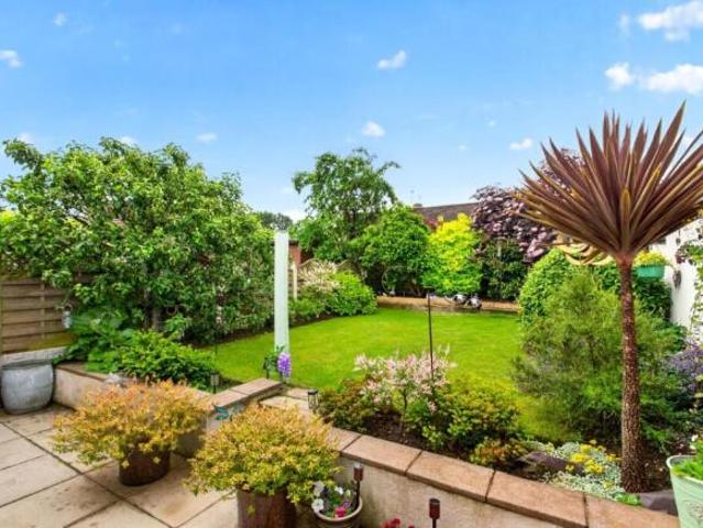 3 bedroom semi detached bungalow for sale in Poplar Crescent, Harrogate, HG1