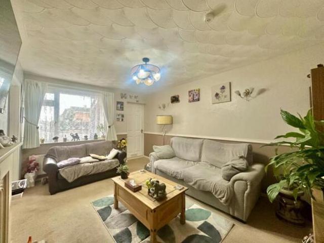 3 bedroom semi detached bungalow for sale in Ringwood Close, Kingsthorpe, Northampton NN2