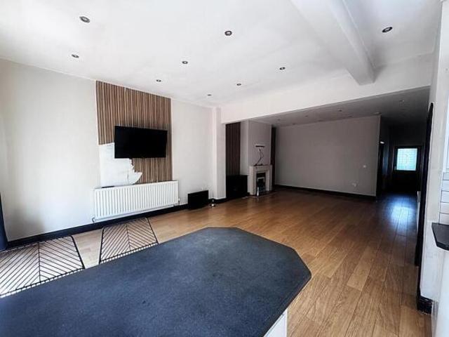 3 bedroom semi detached bungalow for sale in Rowantree Road, Newcastle Upon Tyne, NE6