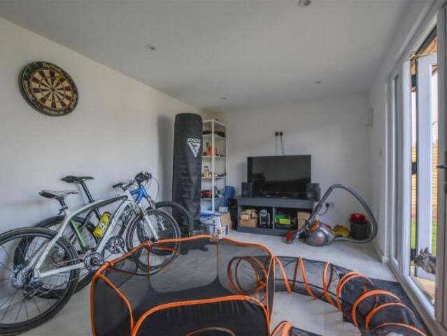 3 bedroom semi detached bungalow for sale in Saffron Close, West Horndon, Brentwood, CM13
