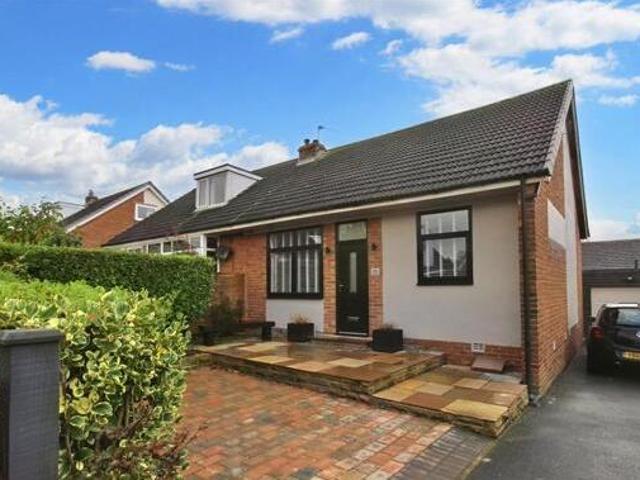 3 Bedroom Semi detached Bungalow For Sale In Skelmanthorpe, Huddersfield