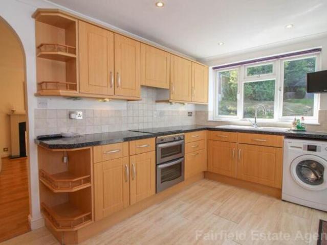 3 bedroom semi detached bungalow for sale in St. Georges Drive, Watford, WD19