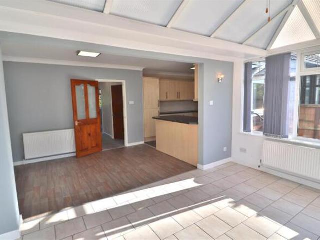 3 bedroom semi detached bungalow for rent in Gainsborough Road, Warrington, WA4