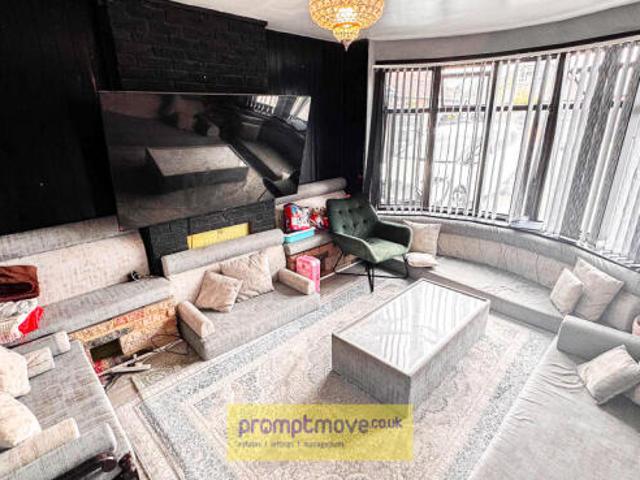 3 bedroom semi detached bungalow for rent in Humberstone Close Luton LU4 9ST, LU4
