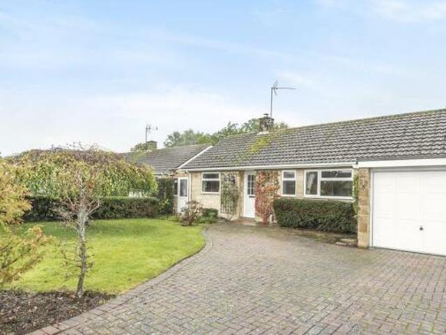 3 Bedroom Semi detached Bungalow For Rent In Oxfordshire