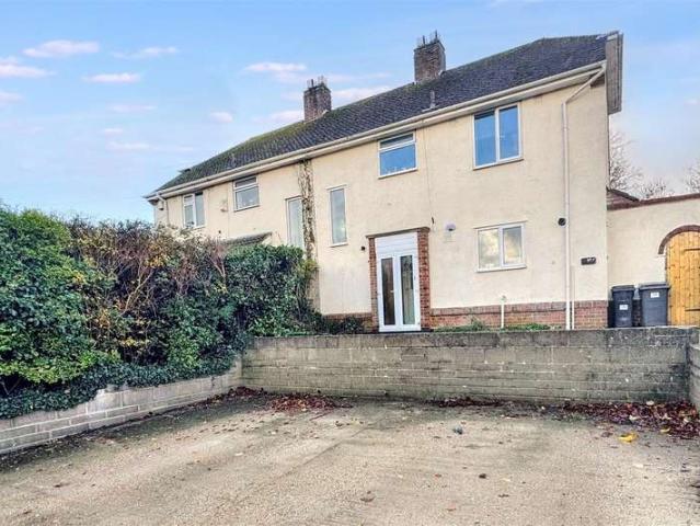 3 Bedroom Semi Detached House