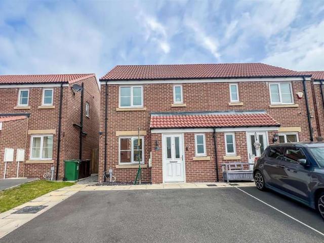 3 Bedroom Semi Detached House