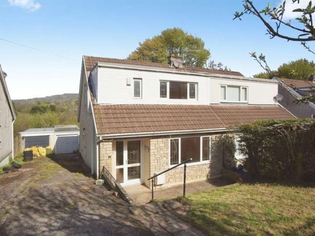 3 Bedroom Semi Detached House