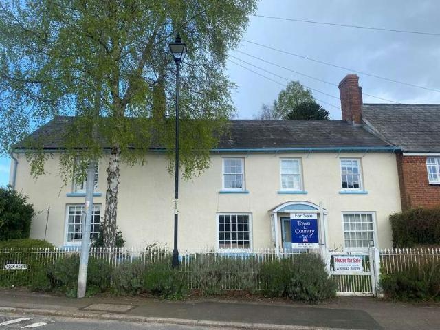 3 Bedroom Semi Detached House