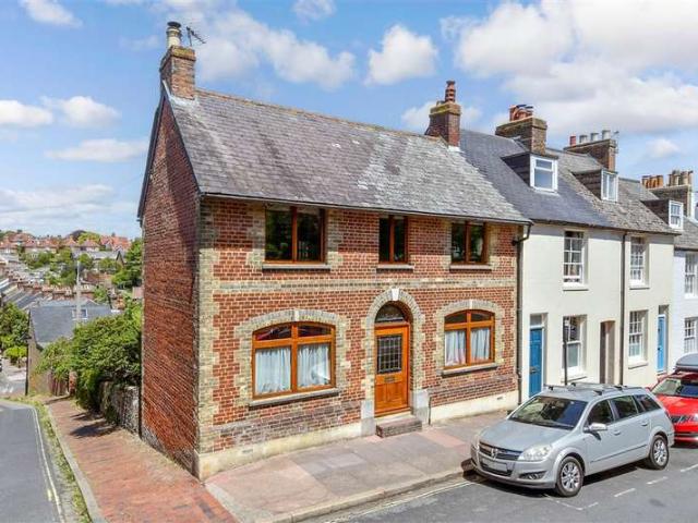 3 Bedroom Semi Detached House