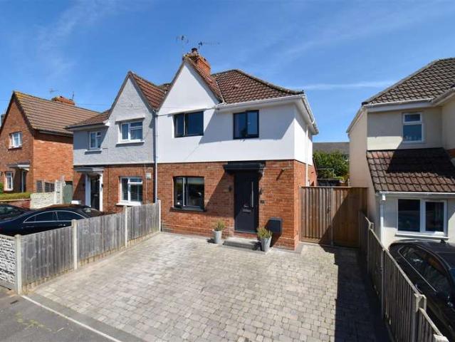 3 Bedroom Semi Detached House