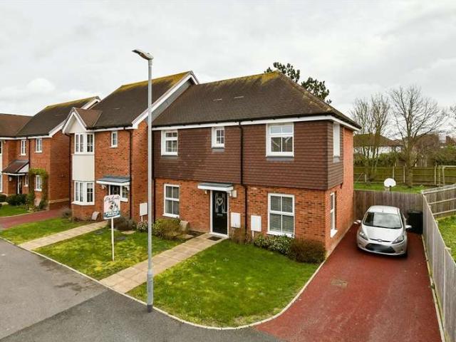 3 Bedroom Semi Detached House